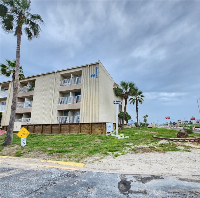 Condo For sale - - - 1 Bathroom - Price $125,000 - 108468